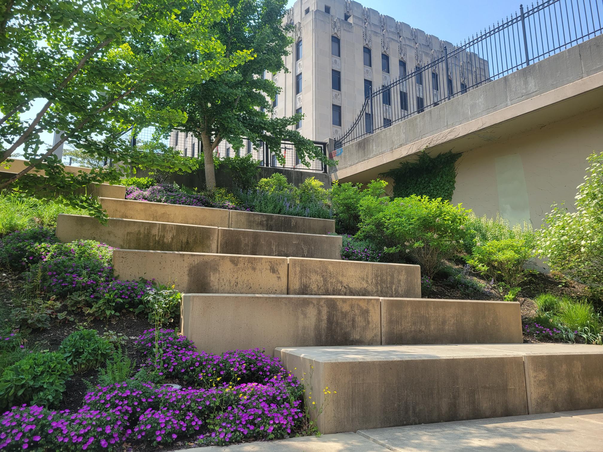 Flowerscape Program - Keep Akron Beautiful